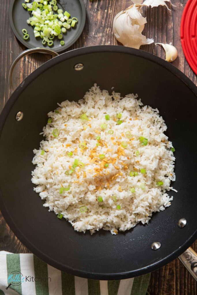 Easy Garlic Fried Rice | Billi's Kitchen