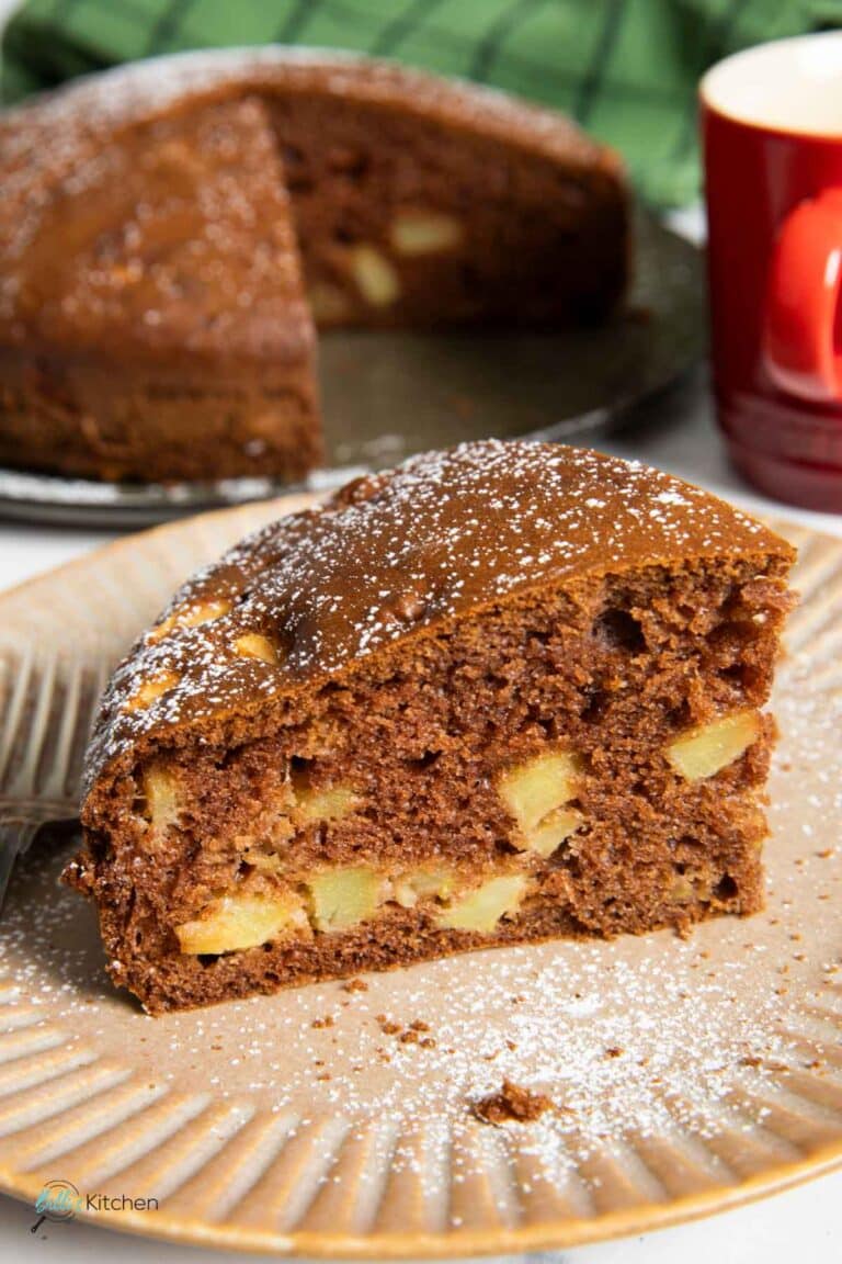 Apple Chocolate Cake | Billi's Kitchen
